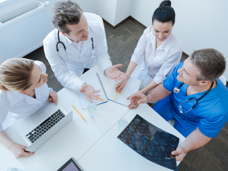 Medtech : Renforcer les soins de santé via la collaboration medtech - Concentrix Medica